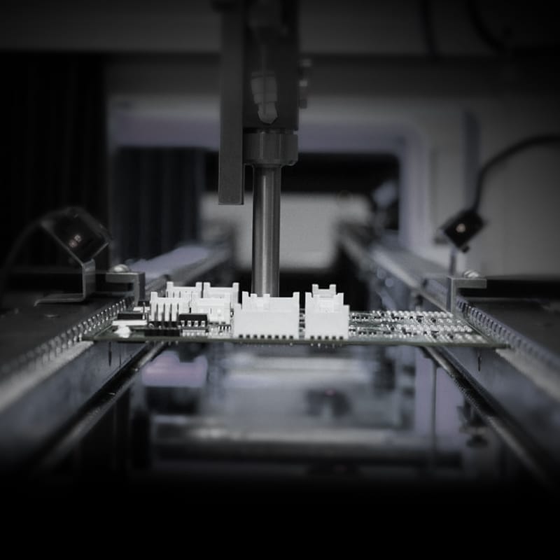 Precision PCB Handling for Enhanced Manufacturing Efficiency