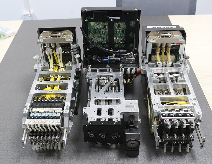 SMT placement machine differences between medium-speed and high-speed ...
